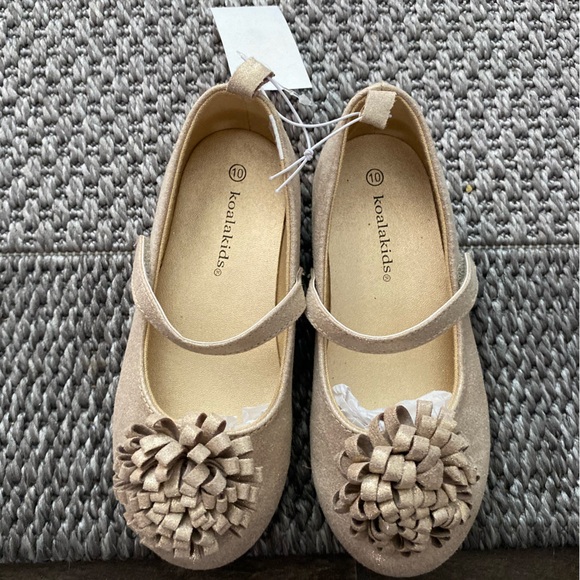 Koala Kids | Shoes | Koala Kids Tangold Dress Shoes With Flower Accent ...